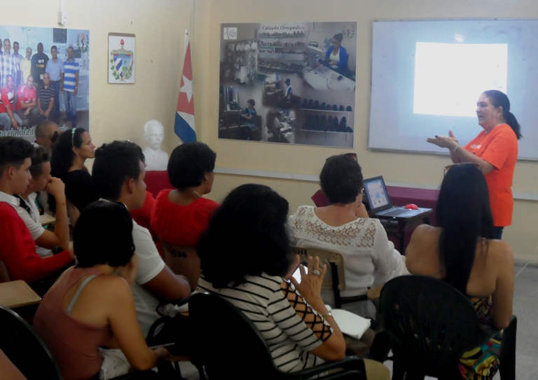 Clausuran en Cienfuegos jornada por la no violencia hacia las mujeres ...